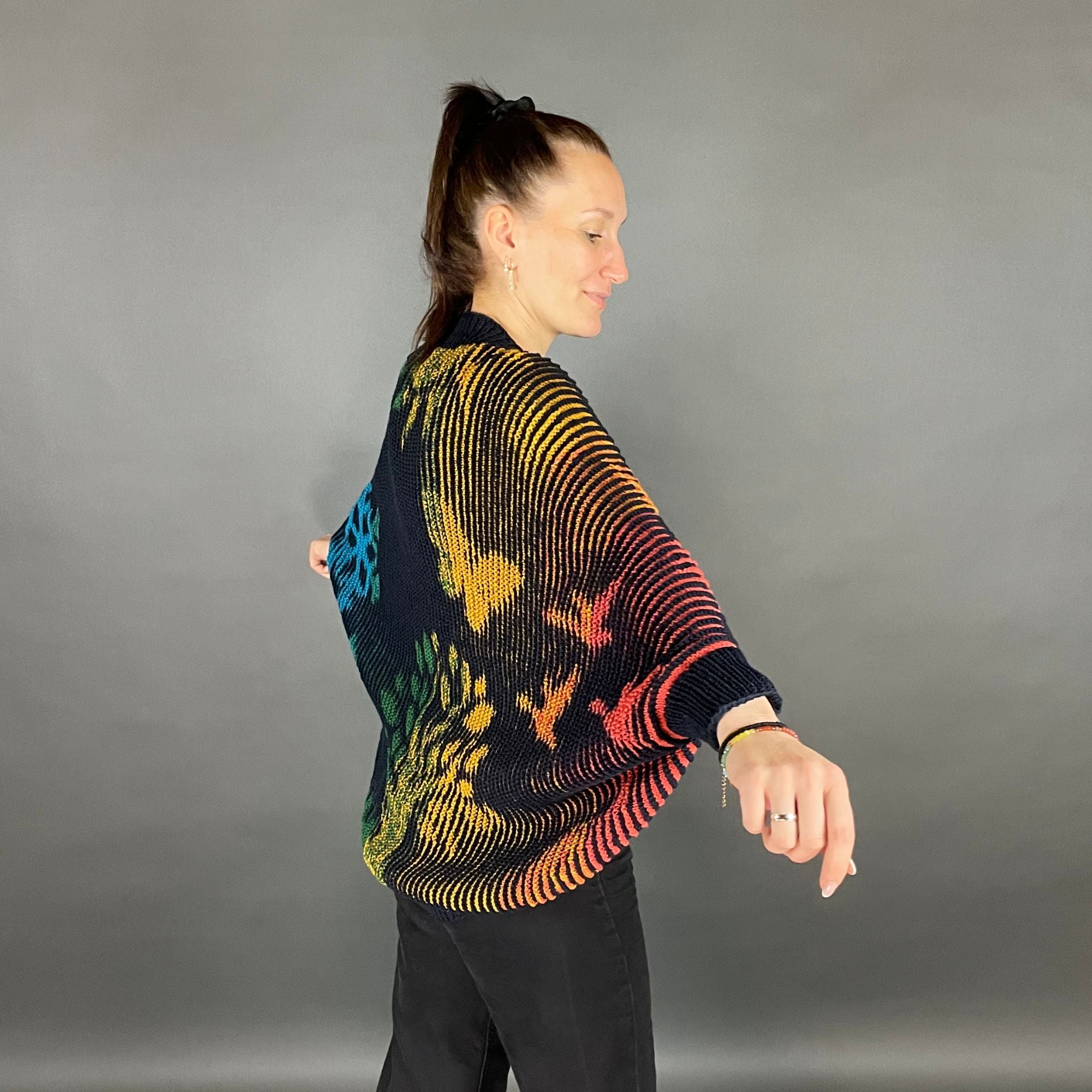 Lola Illusion Knitted Soul Warmer - Times Of The Year - 8ply – BELLEMAE ...
